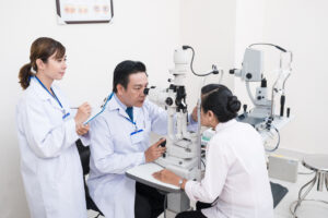 Optometry Assistant Training: Skills and Certification Paths | Weave ...